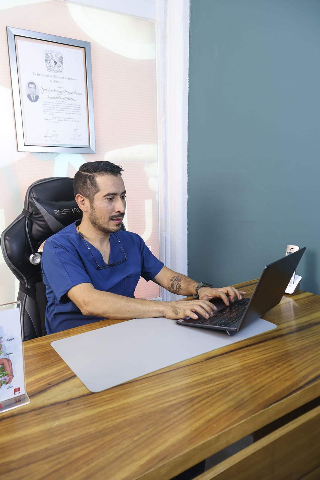 Dr. Jonathan Rodríguez - Urólogos en Vallarta